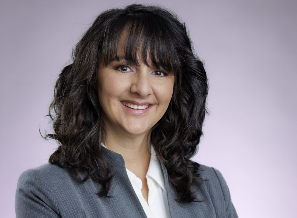 Arkansas Business Executive Mental Health Guide // CHRO Janell Schmidt ...